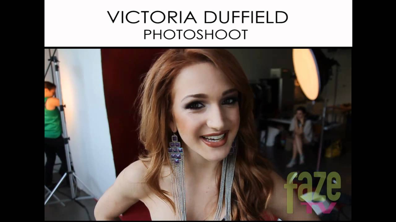 Faze Magazine at the Victoria Duffield Photo Shoot -- PPTV9 - YouTube