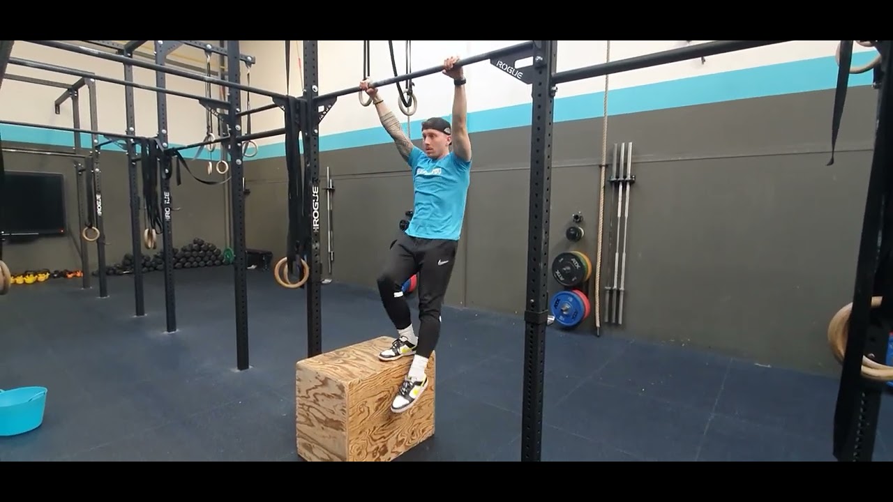 One Foot on box into Hollow Position - YouTube