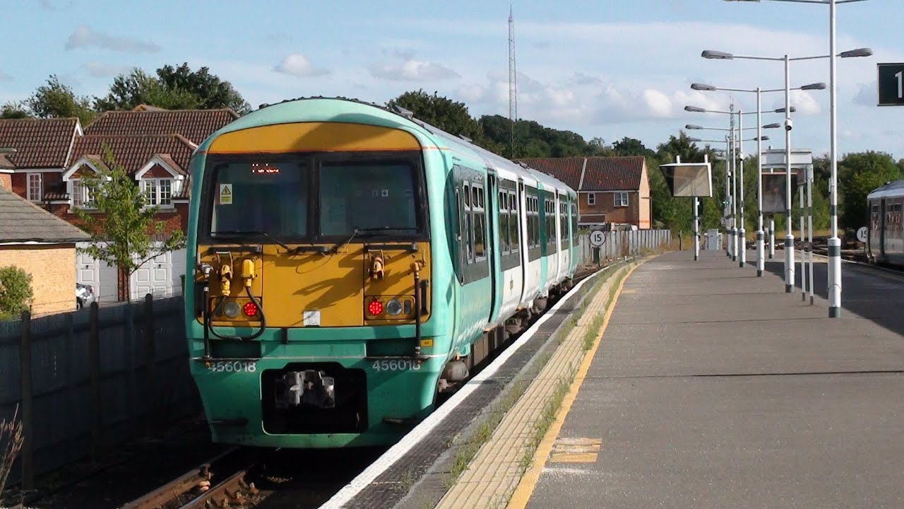 The Purley Shuttle - Southern Railway 2 Coach 456018 Departs Tattenham ...