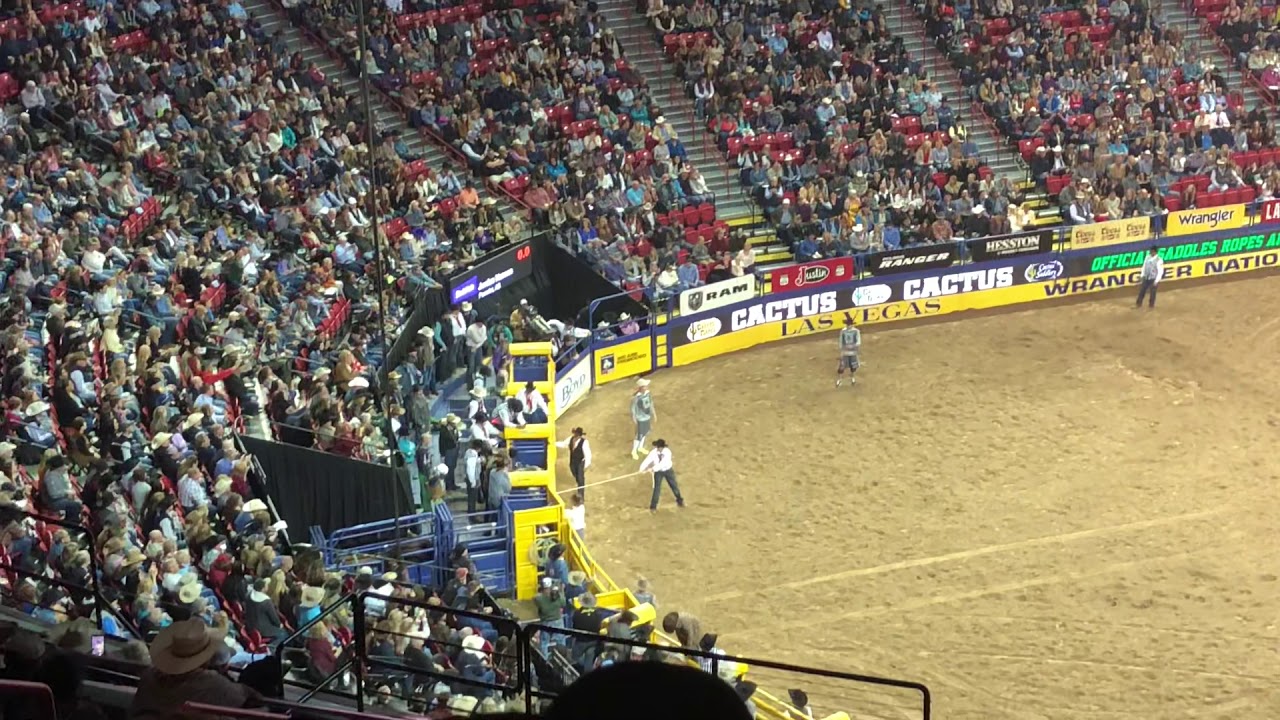 Jordan Hansen - Bull Riding - National Finals Rodeo - December 11, 2019 ...