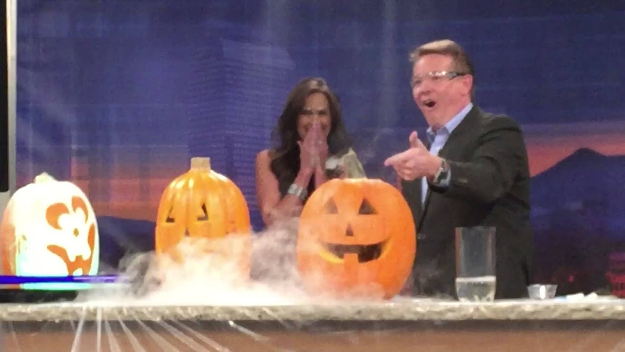 The pumpkin attack - YouTube
