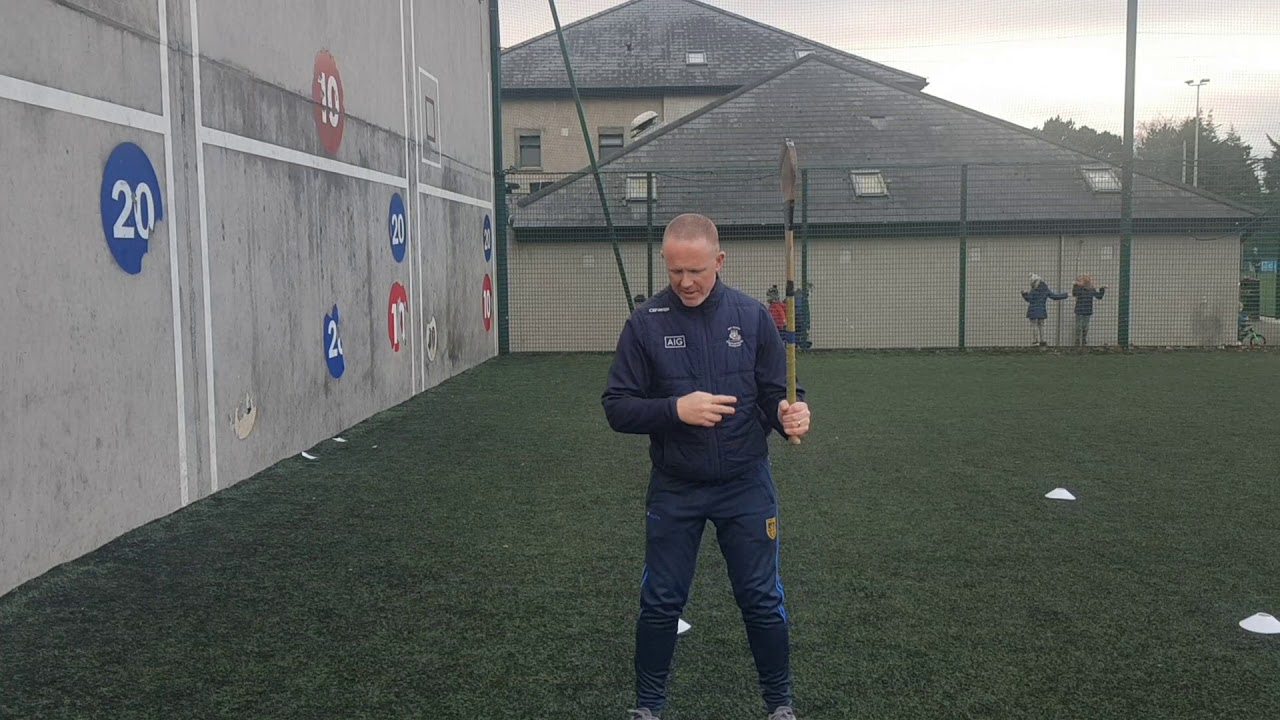 Hurling-Wall-3 different ways to strike. - YouTube