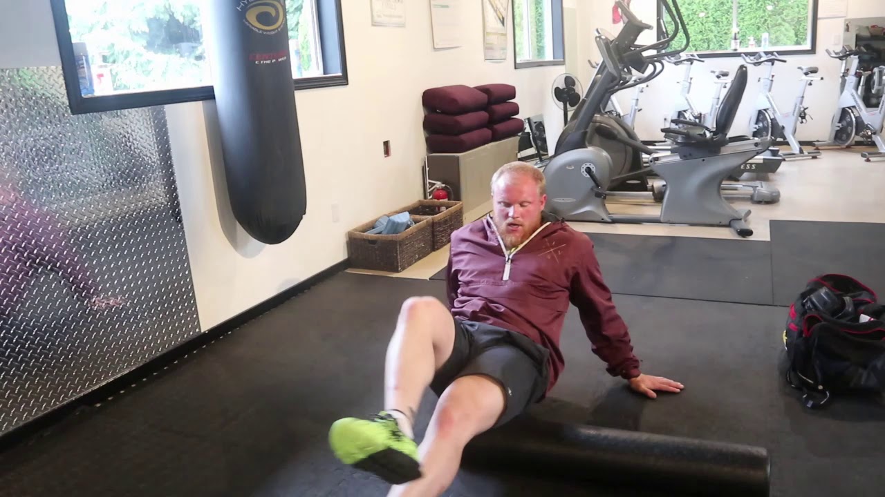 Foam role / mobility for legs - YouTube