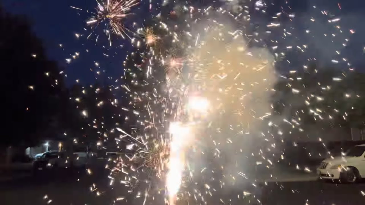 Worlds strongest fountain World Class (Unlimited Fireworks) - YouTube
