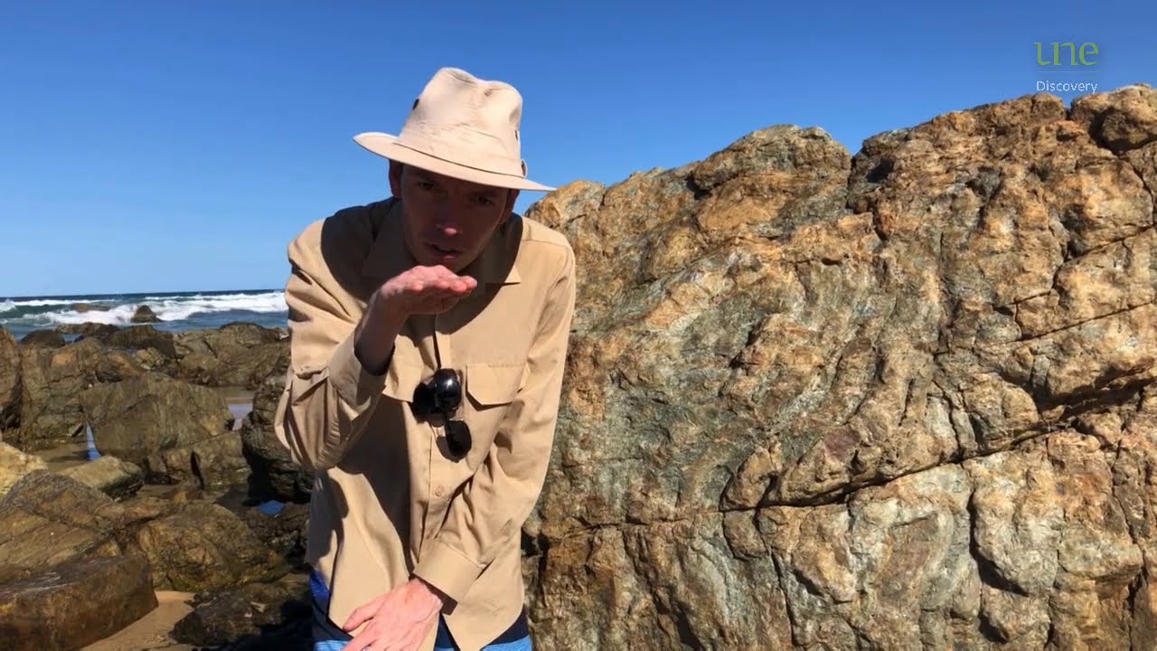 ⚒️ George the Geologist - Folded Chert - YouTube