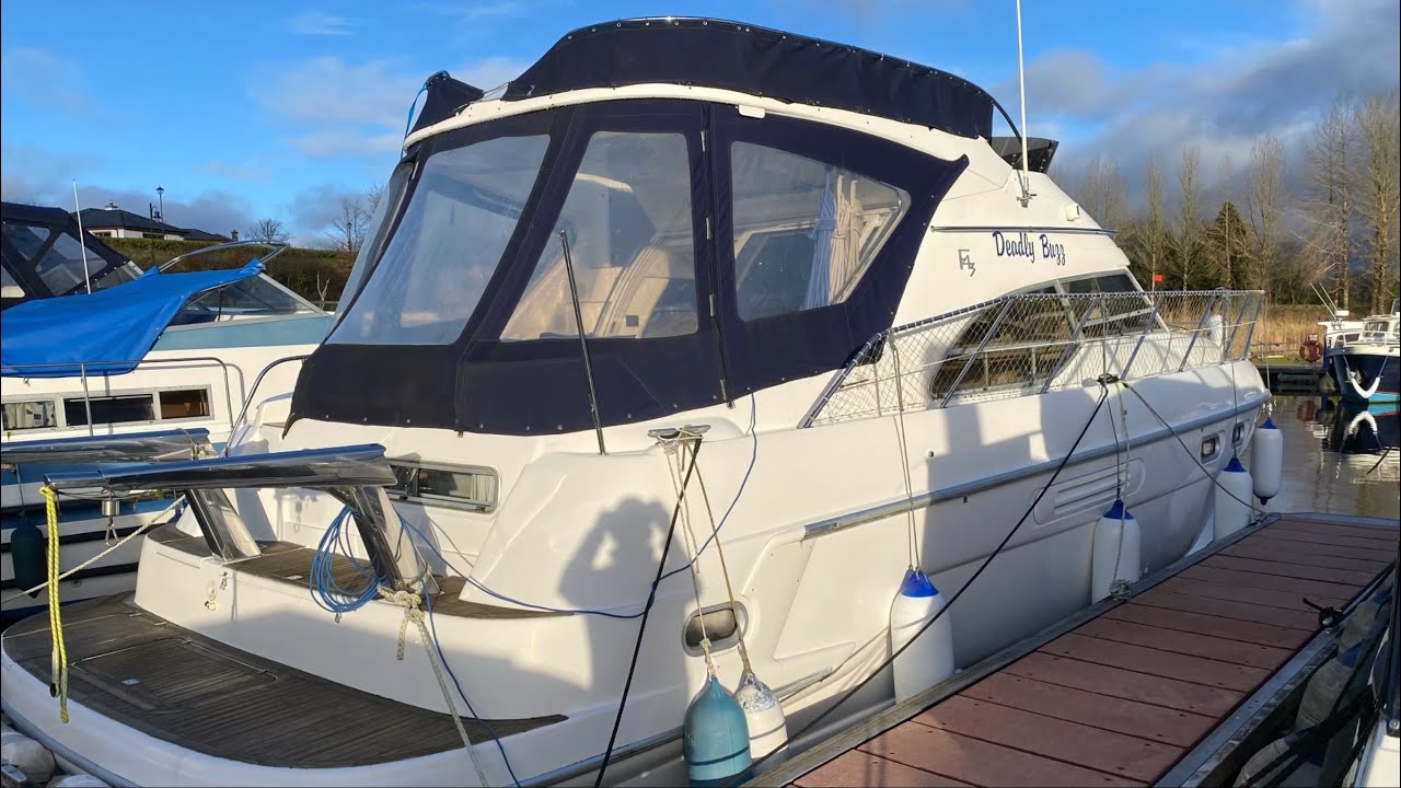 Sealine F43 w/ Twin Volvo Penta TAMD 63P, 2x 370HP Shaft Drives ...