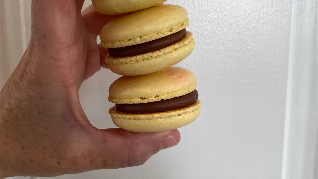 Bake Toujours is going live showcasing The Sugar Art gel colors when ...