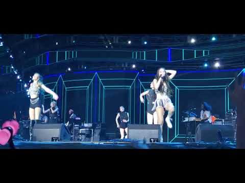BLACKPINK 'BOOMBAYAH' + 'AS IF IT'S YOUR LAST' at Coachella Weekend 2