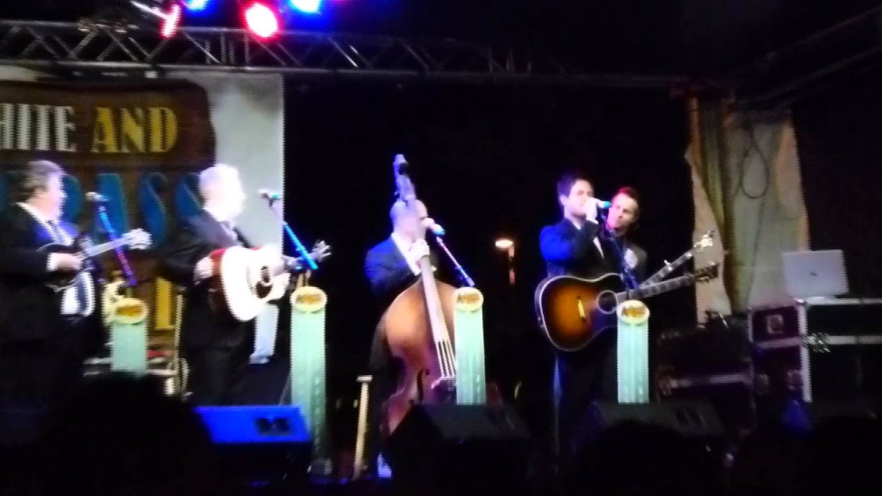 daley and vincent perform daddy sang bass in HD - YouTube