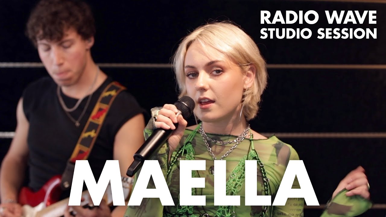 Maella: Radio Wave Studio Session - YouTube