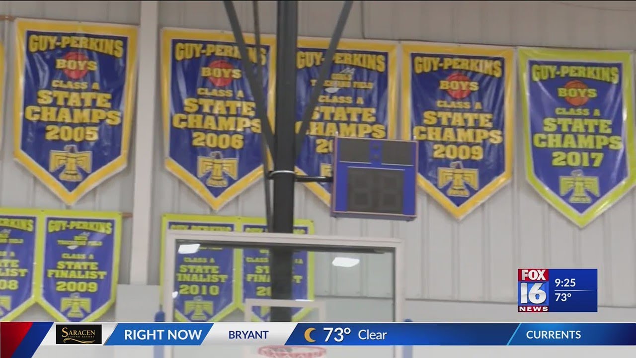 Court dedicated to Arkansas basketball legend from Guy-Perkins School ...