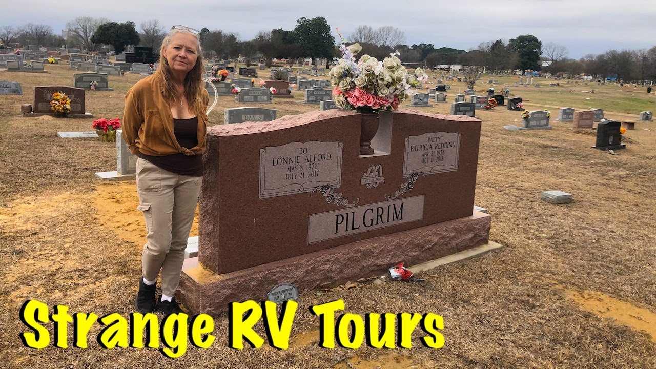 Bo Pilgrim's Gravesite, Pilgrim's Pride (#907) - YouTube