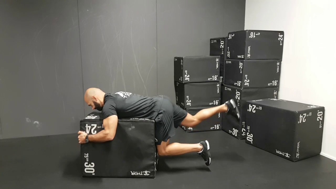Alternating single leg reverse hyper on box - YouTube