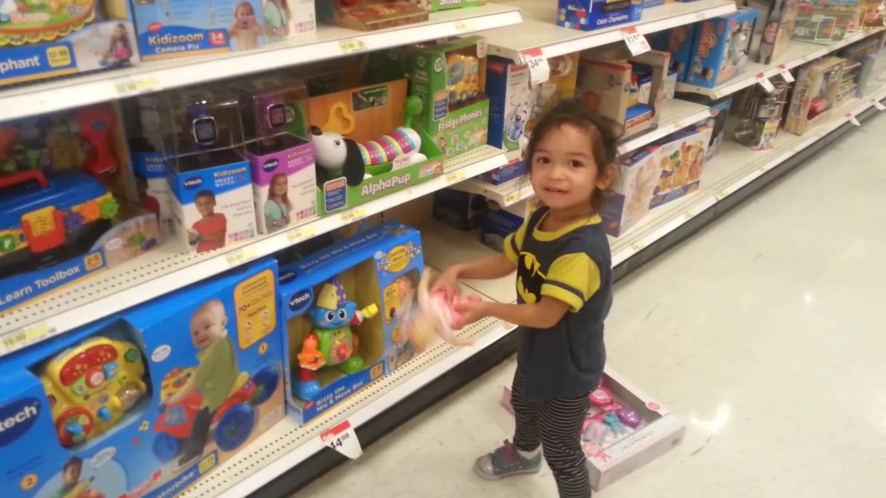 Alex and Alyssa Having Fun Playing with Toys - YouTube