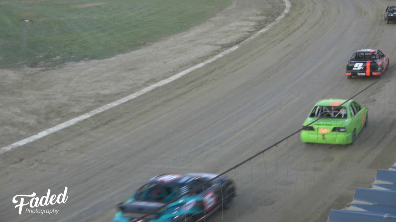 NZ Production Saloons Championship Heat 15 - Central Motor Speedway ...
