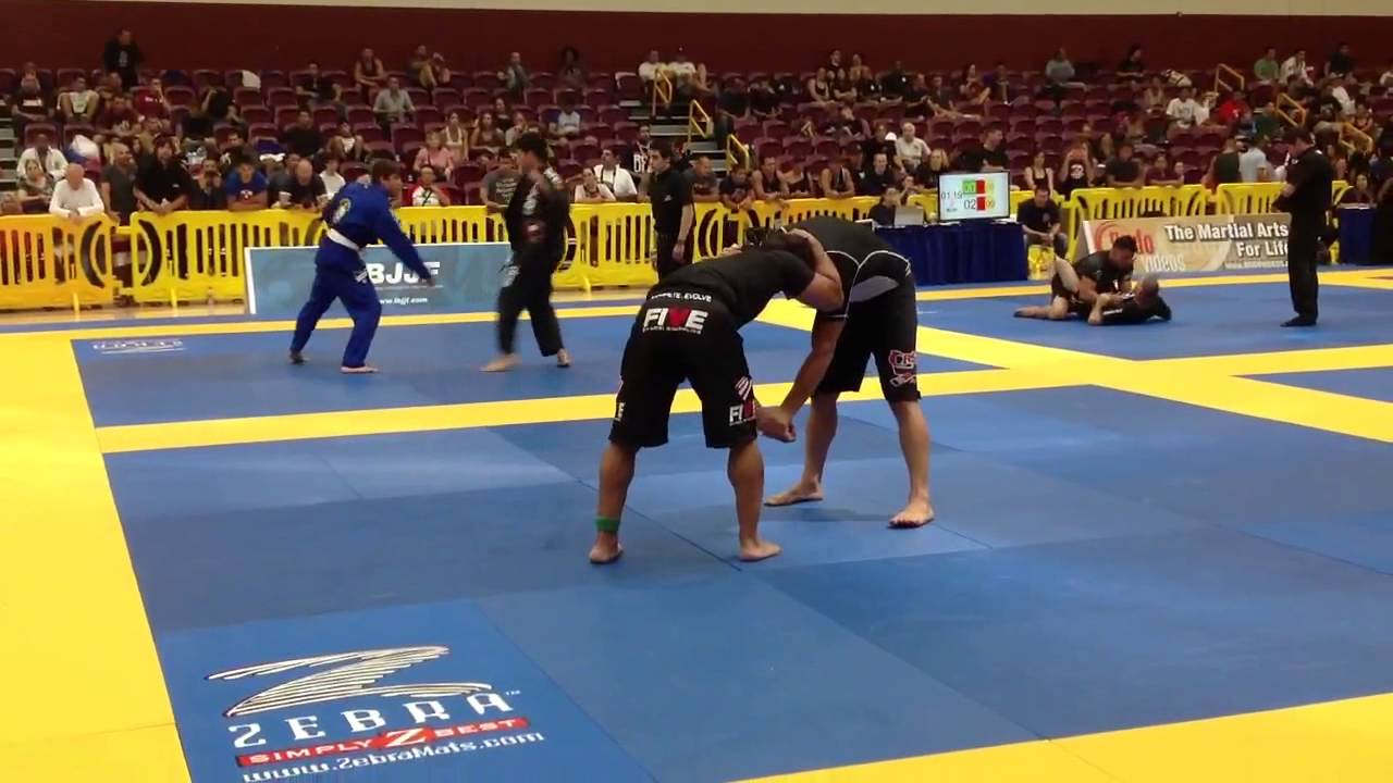 Walter Cascao. 2013 American National No Gi 1st Place. - YouTube