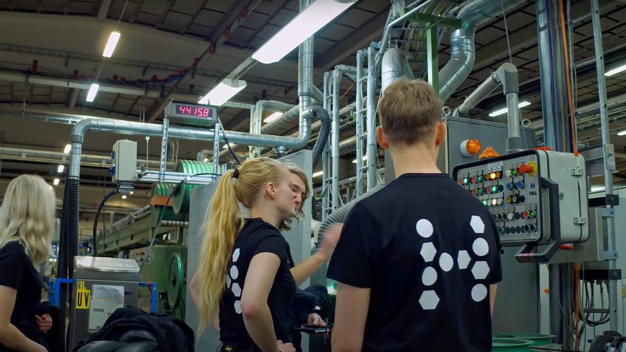 Hexatronic – A lasting link to the future. - YouTube