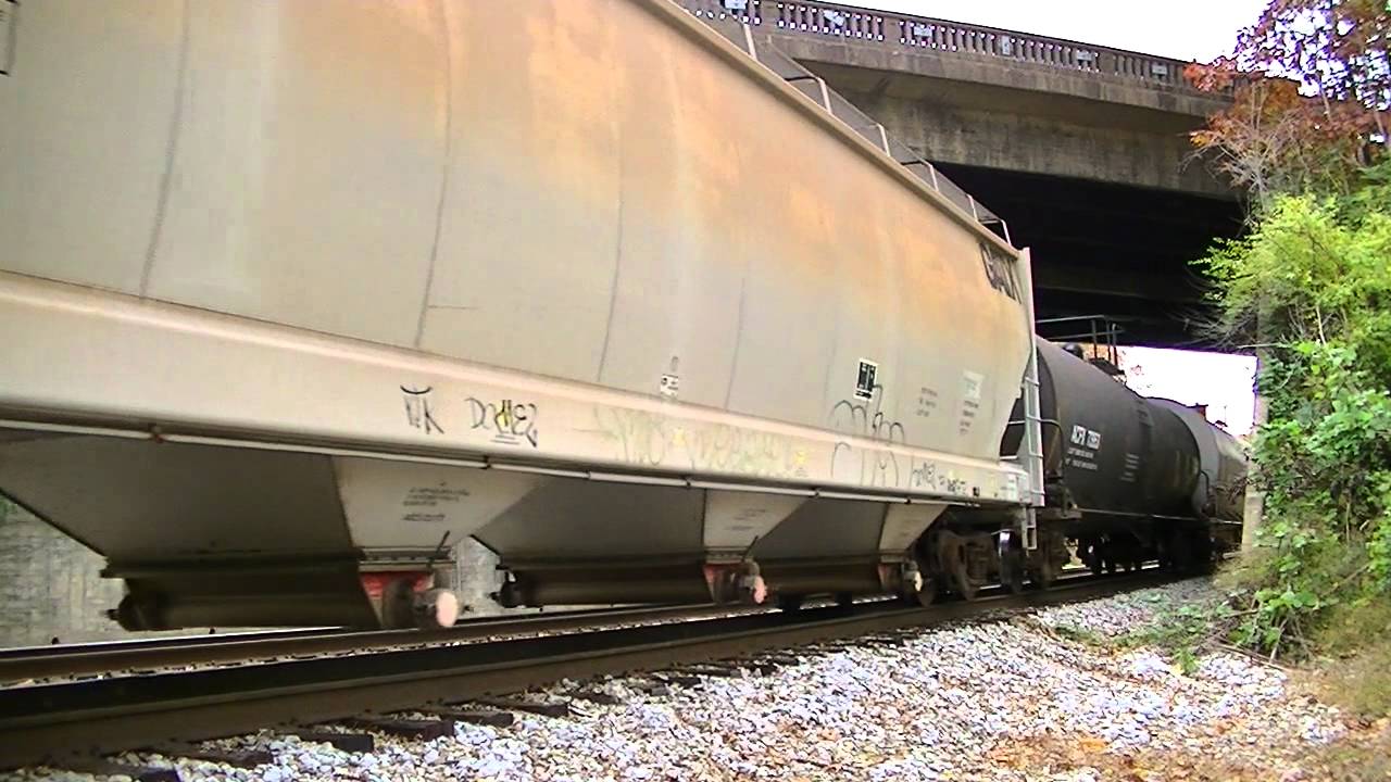 CSX 7685 Leads CSX Q581-08 w/ Engineer Mad Dog & Conductor TJ Smith in ...
