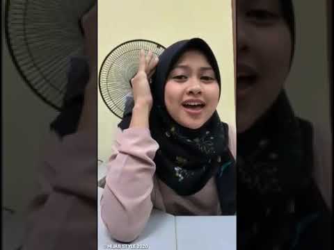 RECOMEND MOMOKO0 COMEL CANTIK HIJAB STYLE