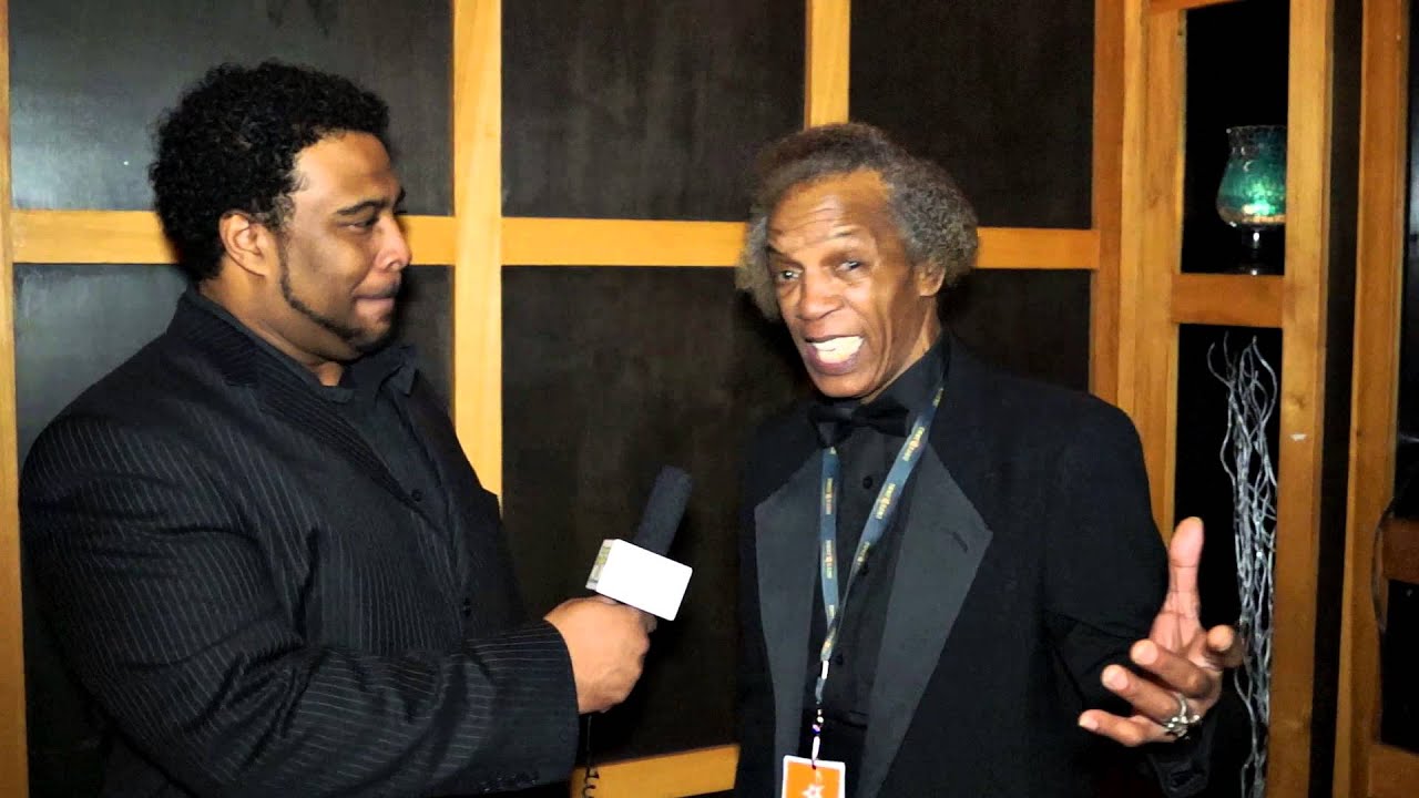 LIVE FROM THE BOX 2016 SAMMY AWARDS with RICKY CHISHOLM - YouTube