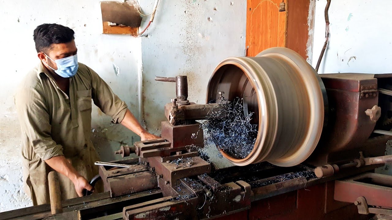 Restoration Of A Broken TRUCK Rim|| How To Replace And Repair Rim Plate ...