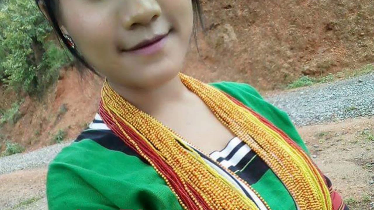 Chin ma lay ( ရင္ ထဲကခ်င္ းမ ေလး) - YouTube