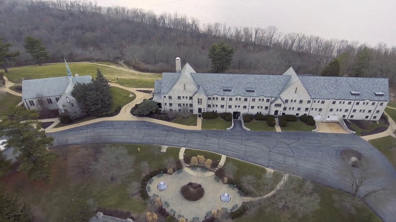 White House Jesuit Retreat in St. Louis, Missouri - YouTube