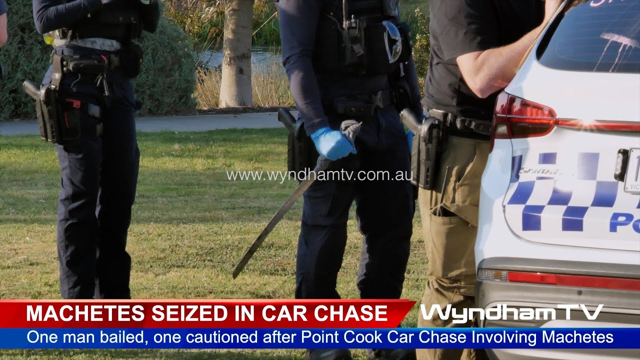 Two Arrested in Point Cook Car Chase Involving Machetes - YouTube