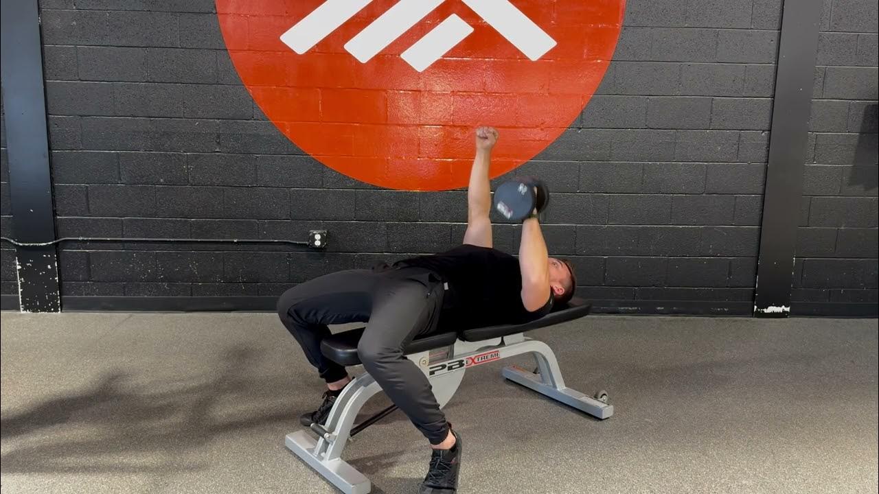 One Arm Dumbbell Bench Press (Flat) - YouTube