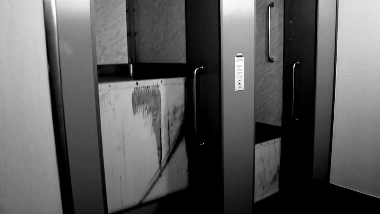 Paternoster Elevator [ASEA GRAHAM] - Umeå Sweden - YouTube