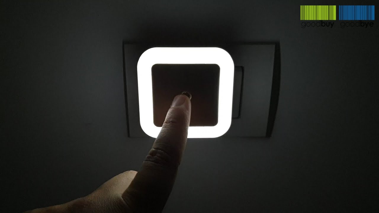 Smart LED Night Light Sensor That Turns On Automatically in The Dark ...