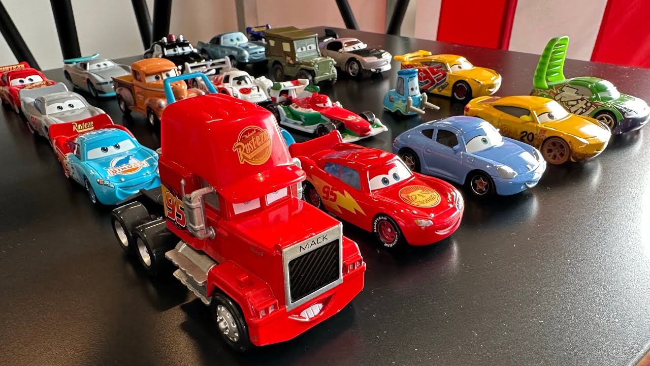 Disney Pixar Cars fall into water: Lightning McQueen, Chick Hicks ...