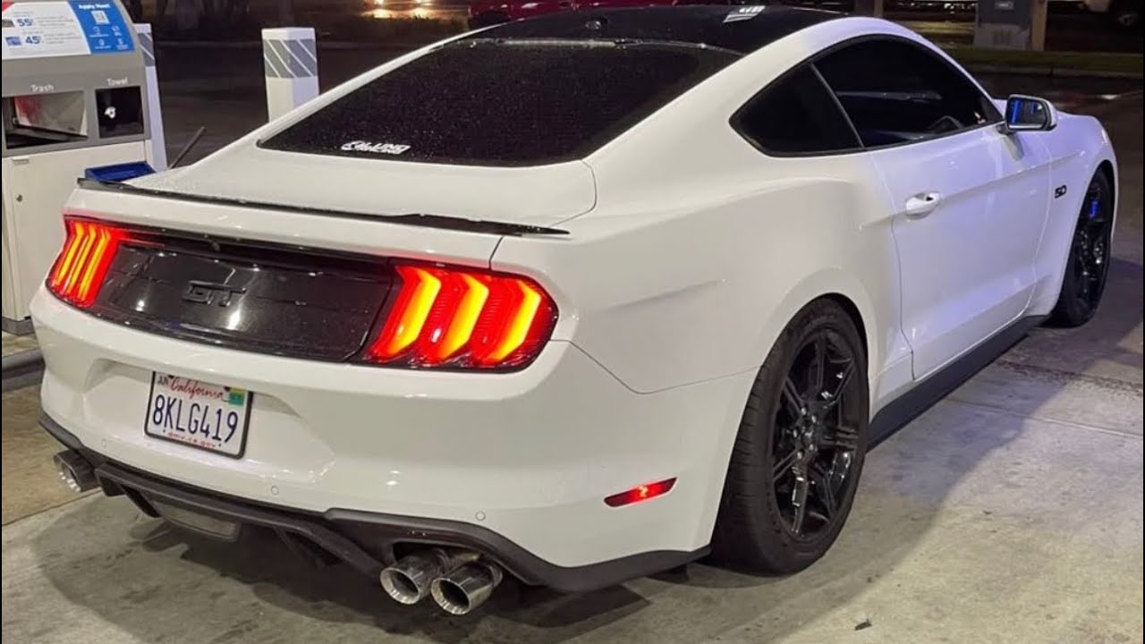 Headers E85 mustang vs THE WORLD - YouTube