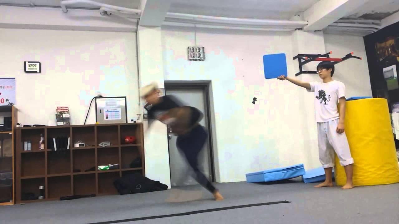 KICK-GUN 2014. 2. 1 - YouTube