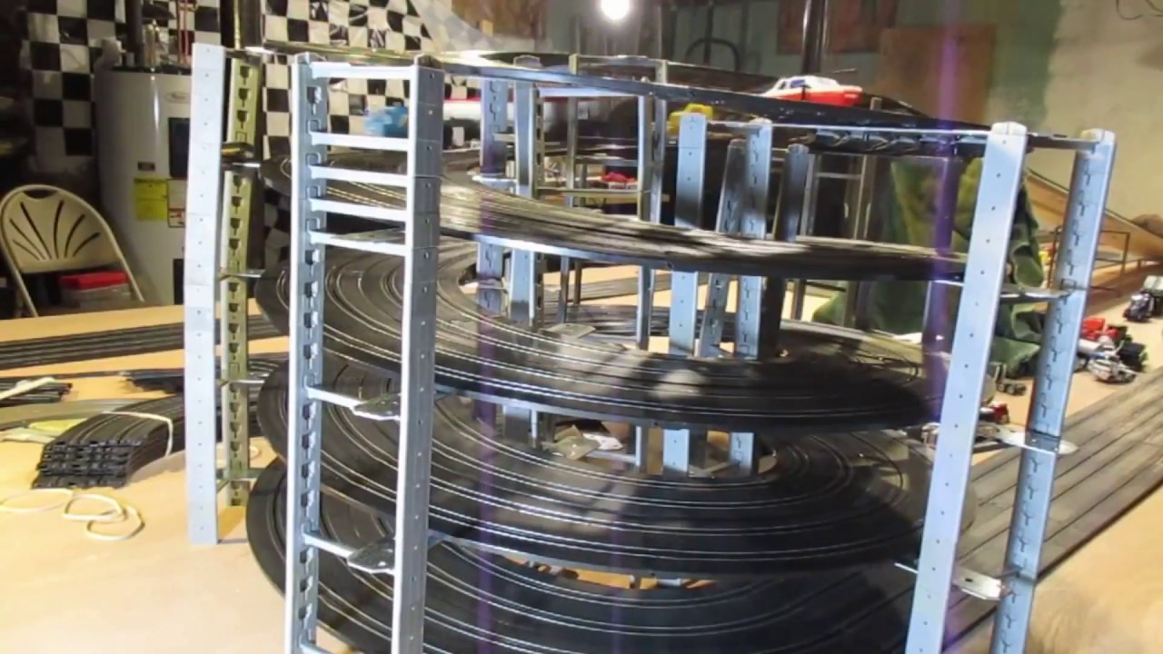 4 Lane corkscrew,HO Slot Big Rigs,Edited - YouTube