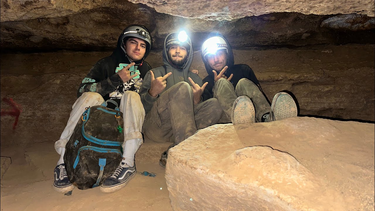 GETTING INTO THE DEPTHS OF THE J4 CAVE - YouTube