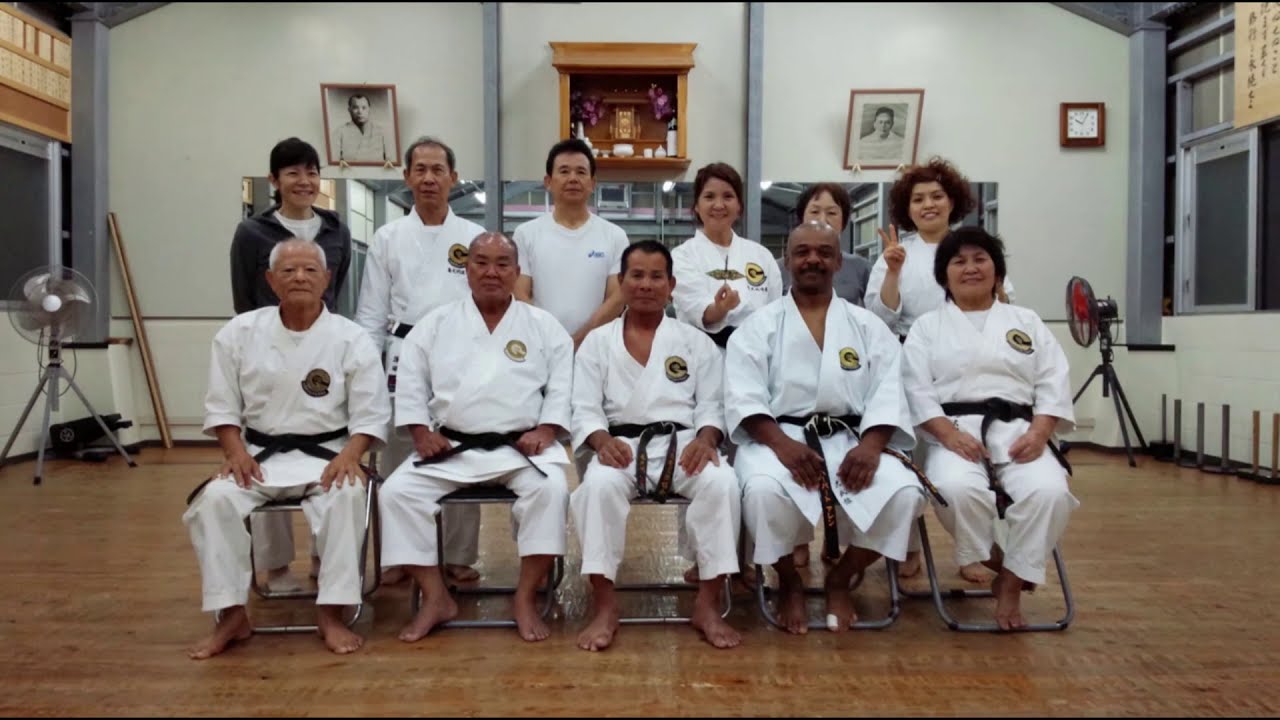 Kikugawa Sensei of the Okinawa Goju ryu Karate Kyokai - YouTube