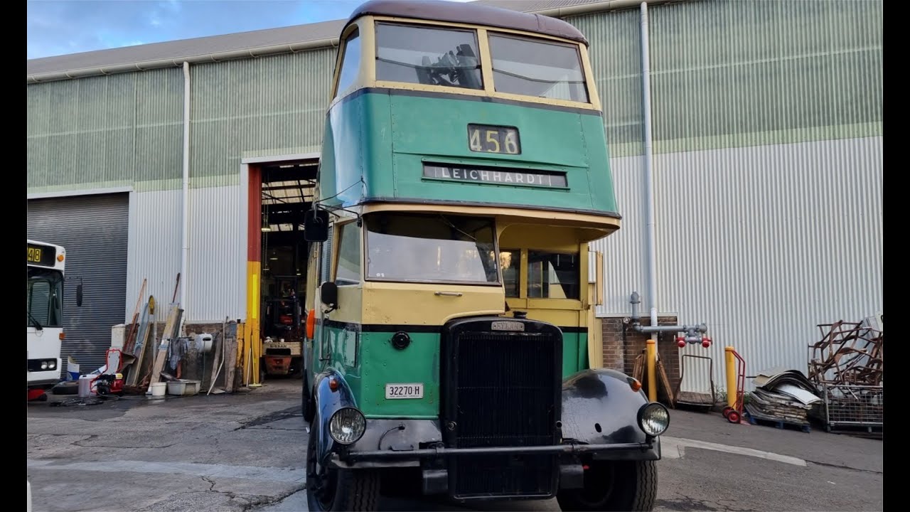 Sydney Bus Museum - YouTube