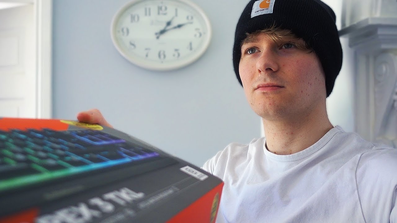When you buy from an electronics store - YouTube