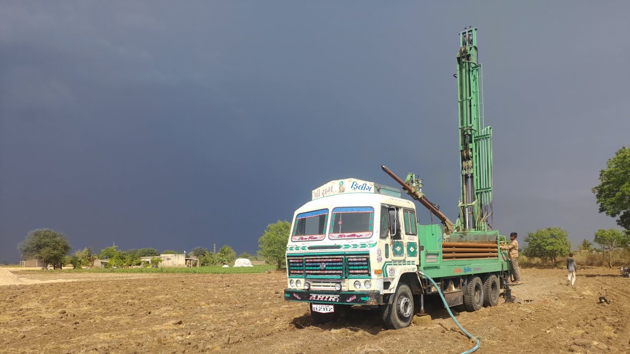 જોરદાર પાણી આયવુ 330 495 અને 540 ફૂટે 600 ફૂટ તો માંડ હાયલો Shree Ram Drilling - YouTube