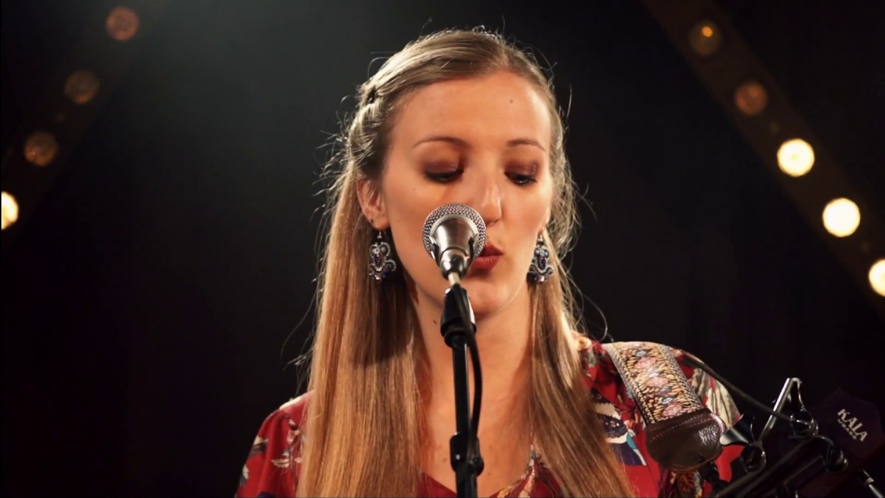 Feel - Wild Spoon (Clip Officiel) - YouTube