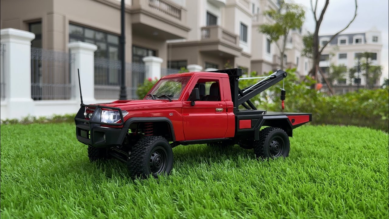 Exploring the Coolest RC Tow Truck! Unboxing & Test Drive | RTRHOBBY ...