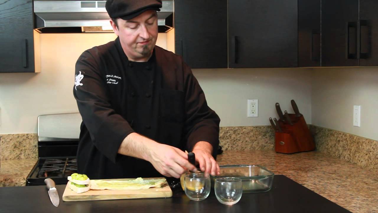 Baked Brie With Champagne Grapes : Baked Brie Recipes - YouTube