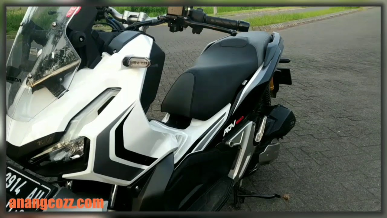 Detail Fisik Honda ADV150 ABS Putih - YouTube