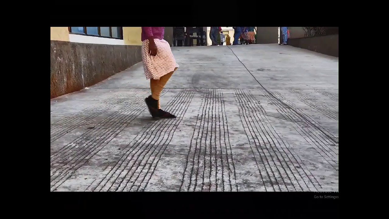 High Steppage gait - YouTube