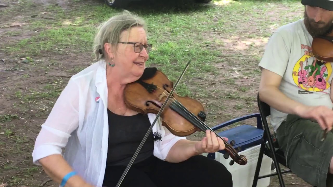 "Old Bell Cow" — fiddle tune - YouTube