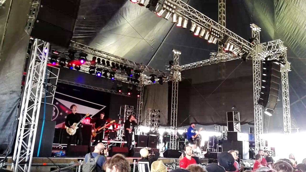 Aggressive - Beartooth (live @ With Full Force 2016) - YouTube