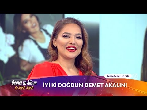 Demet Akalın'a doğum günü için özel VTR