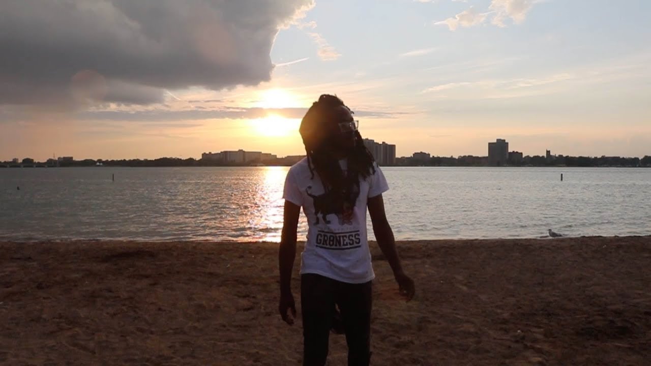 Tray Little "Live It Up" (Official Music Video) - YouTube