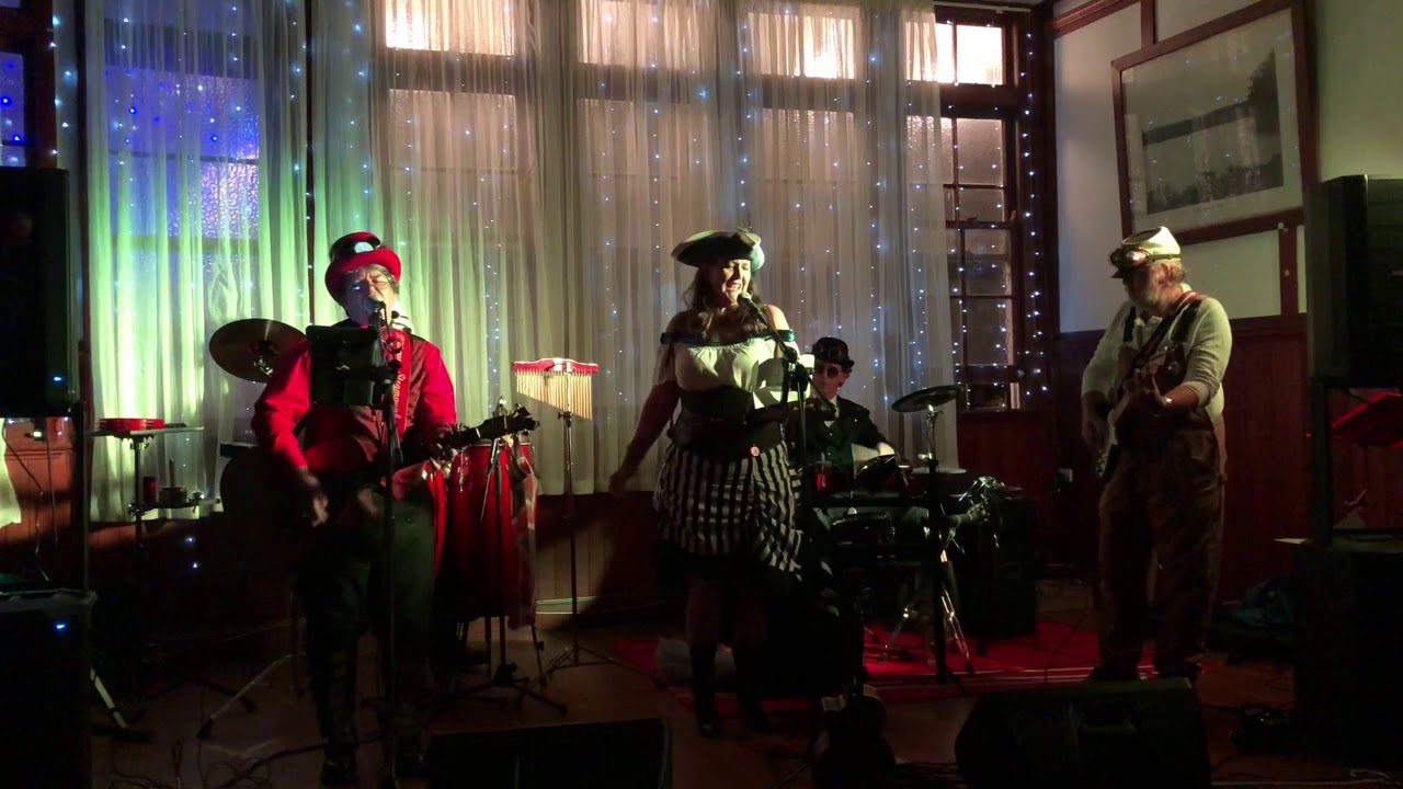 Littmus Steampunk Band live - YouTube